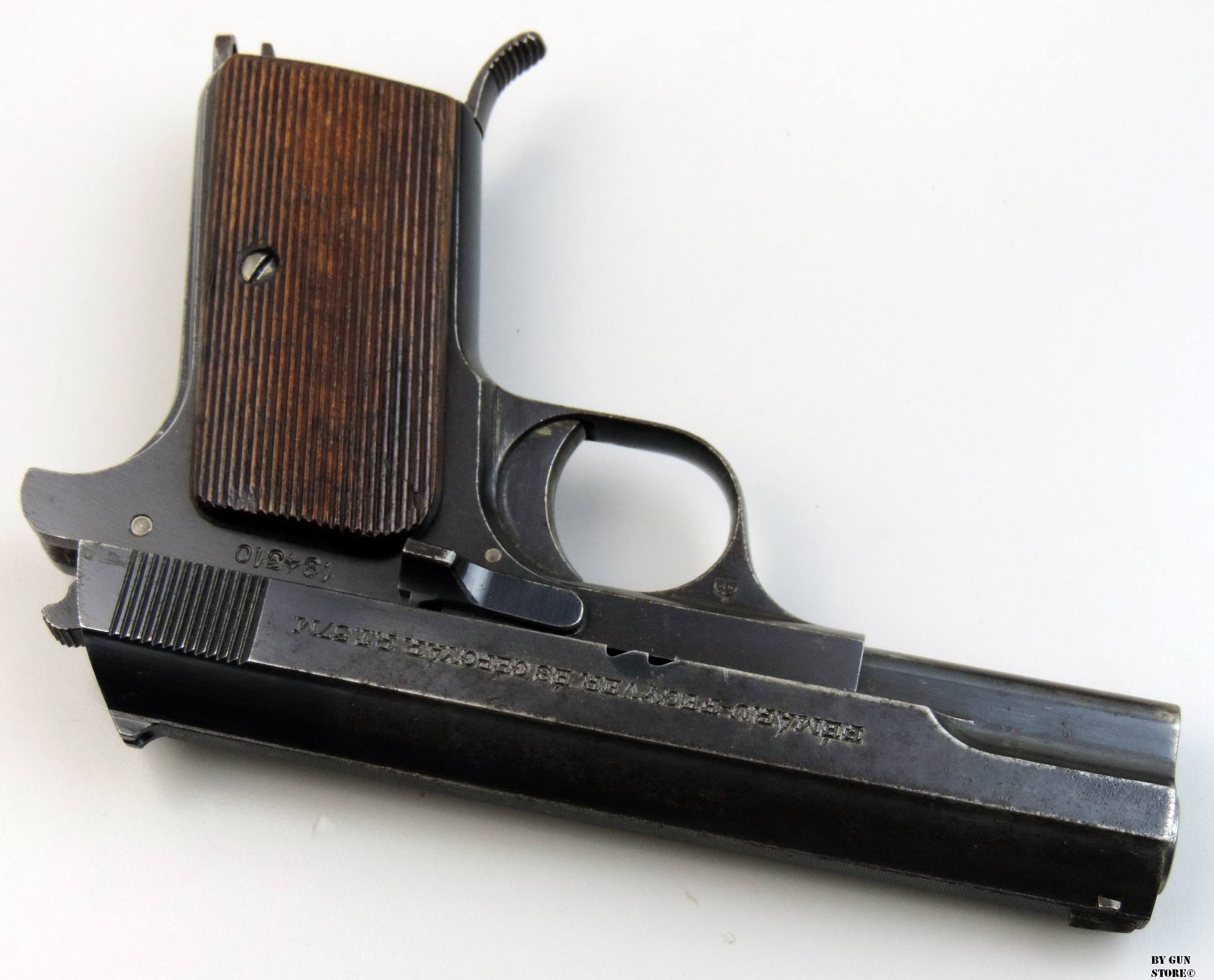 Gun Store Bunker, "EGO SUM BELLUM", Pistola FEG Fémáru Fegyver és ...