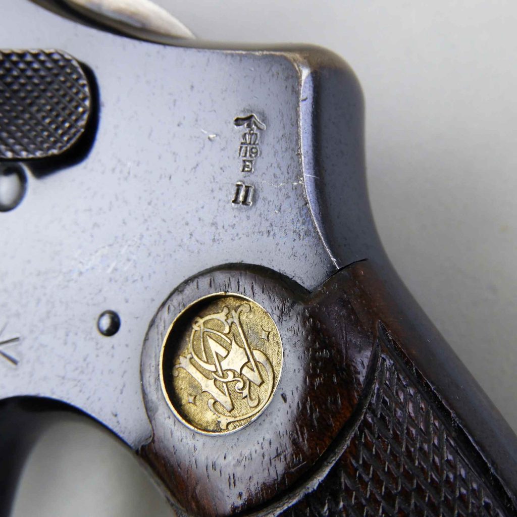 Revolver Smith & Wesson mod. Mark I Hand Ejector cal. 455 - Gun Store ...