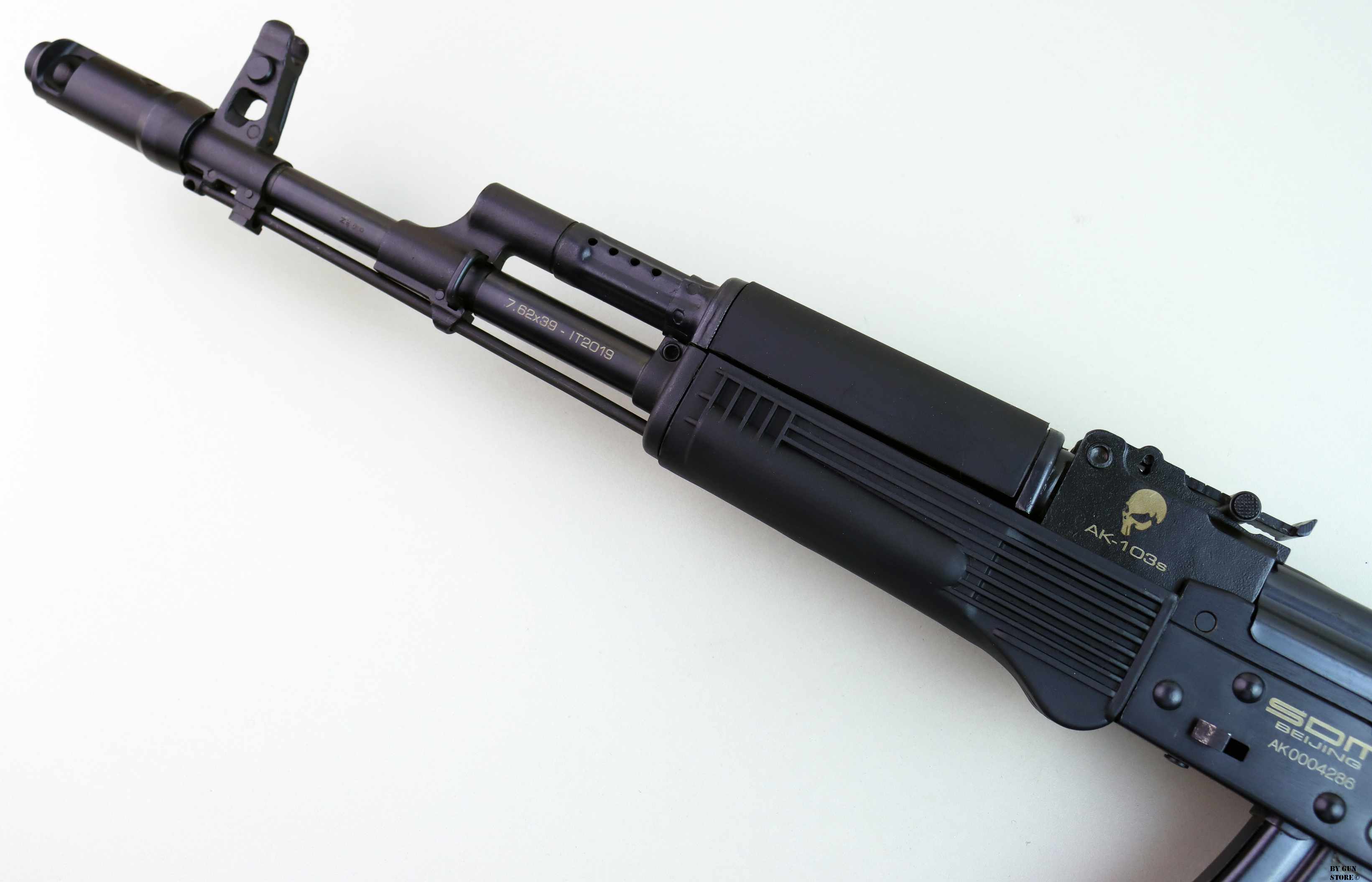 Gun Store Bunker, "EGO SUM BELLUM", Fulce S.D.M. mod. AK-103 cal. 7 ...