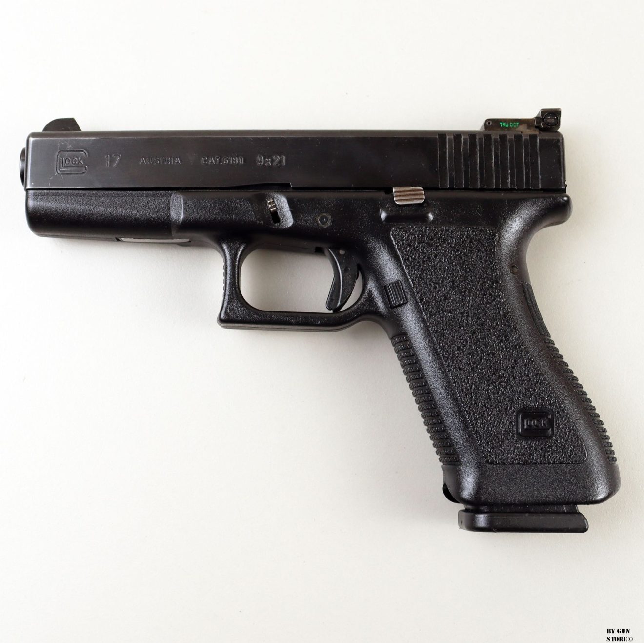 Pistola Glock mod. 17 GEN II cal. 9x21 matr. EN958 - Gun Store Bunker